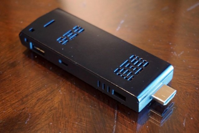 Intel lança mini PC do tamanho de Pen Drive e ainda com Windows 8.1